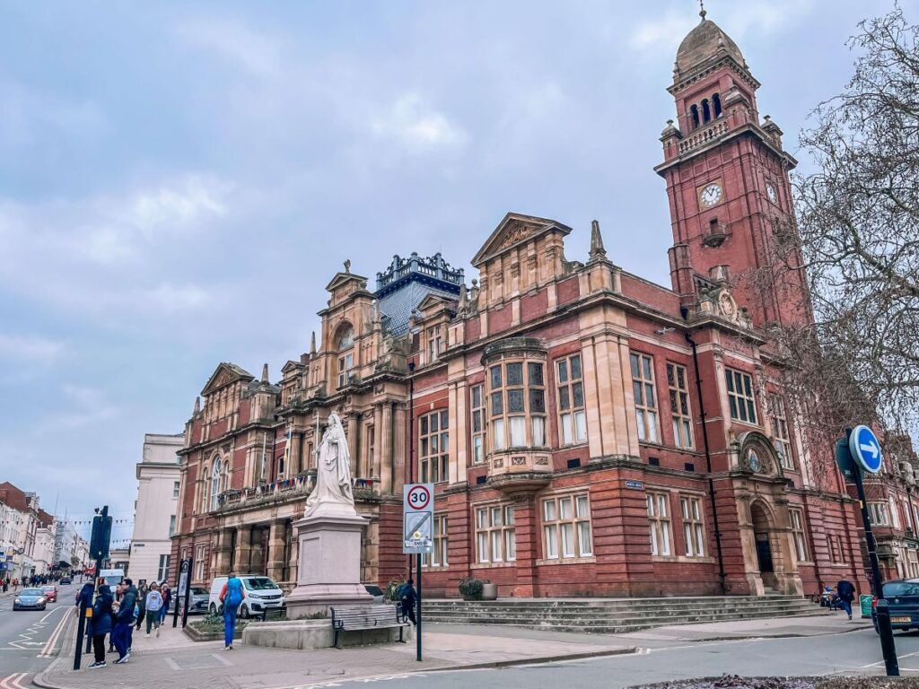 32 Best Things To Do In Leamington Spa - by a local!